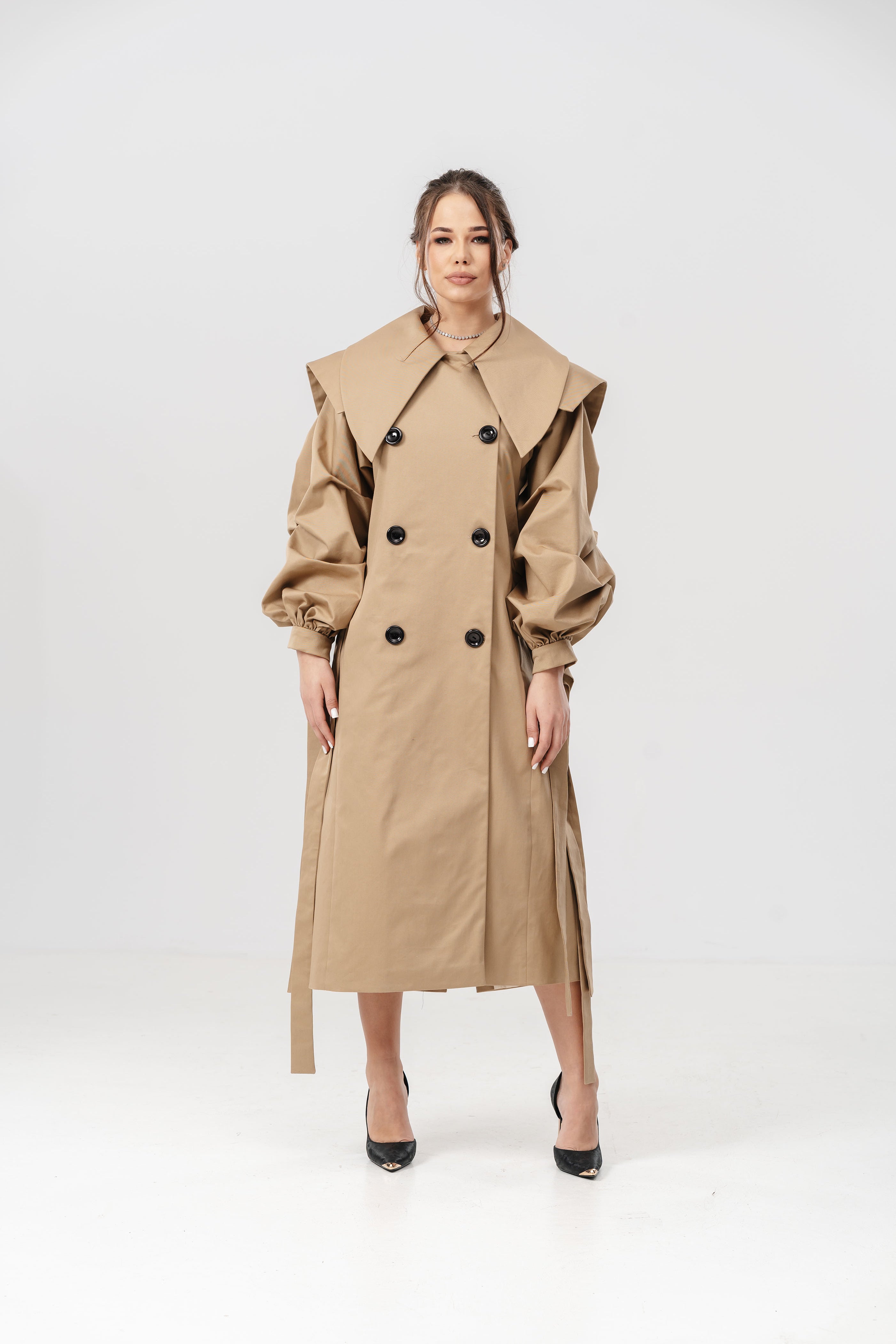 Trench Signature – JULIA TABAN